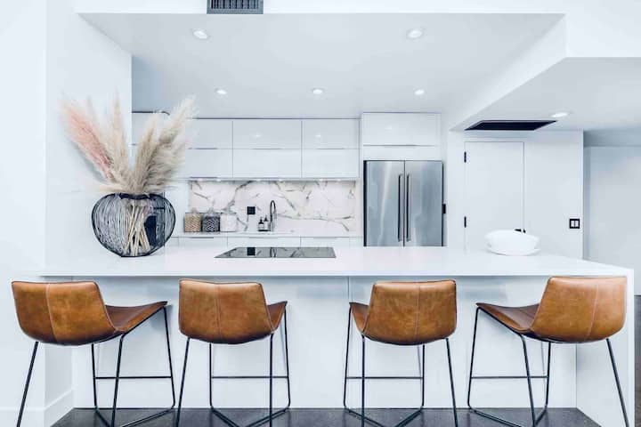 2 Bed/2 Bath Inc Pool - Base Of Hollywood Hills - West Hollywood, CA