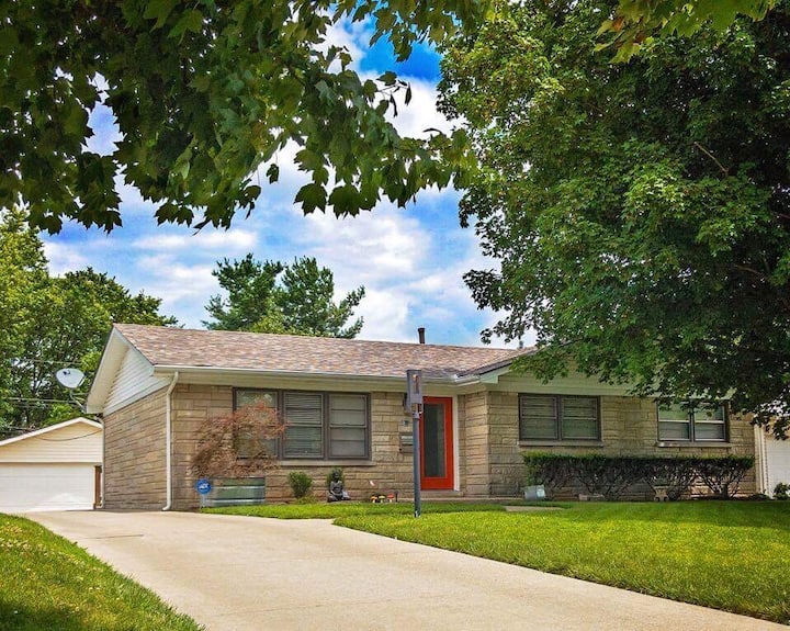 Bohemian Down Under - Lexington, KY