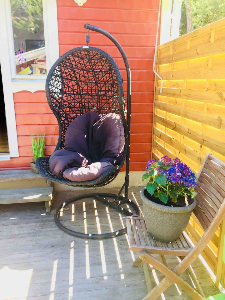 Charming Cottage, Close To Nature, Beach And City - Enköping