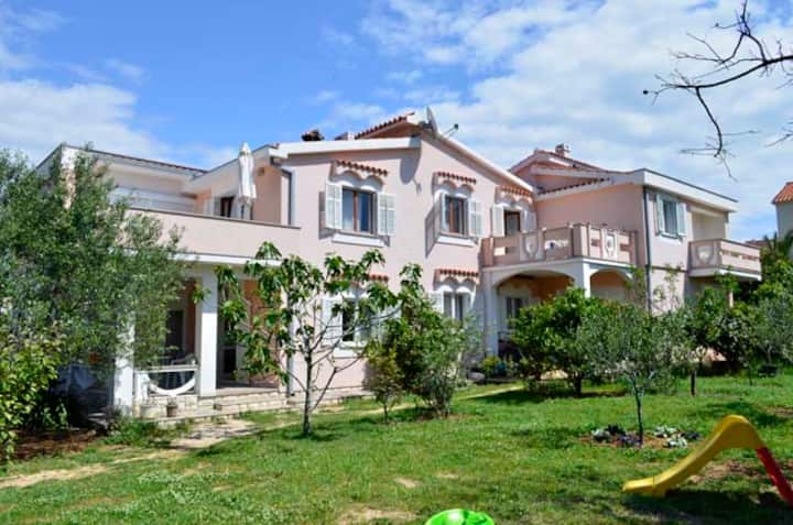 Two-bedroom Apartment With Terrace, Near Sea, A1 - Novalja