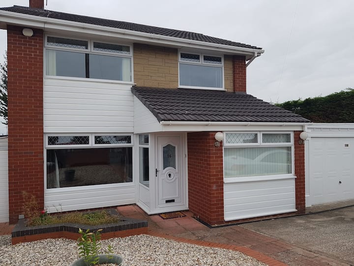 Snowdonia Living 6 (Rhyl, North Wales) - Rhyl