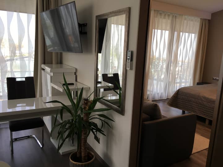 Calypso Lux Rooms By The Lake Balaton At Siófok - Siófok