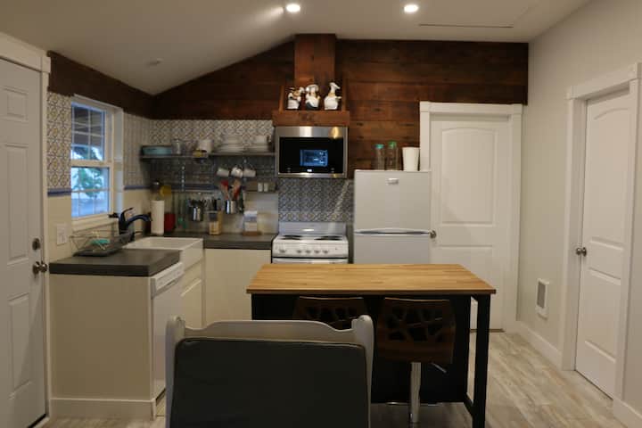 Apple Tree Cottage - ヒルズボロ, OR