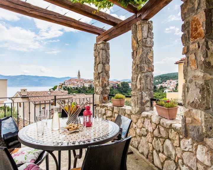 Eli 2 - Cozy Studio In Quiet Area - Vrbnik