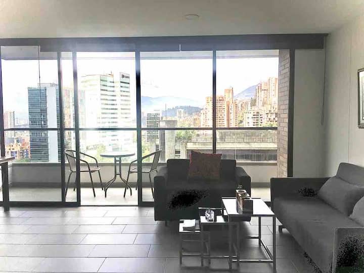 Edif.san Francisco-cerca Parque Poblado Wifi 500gb - Medellín