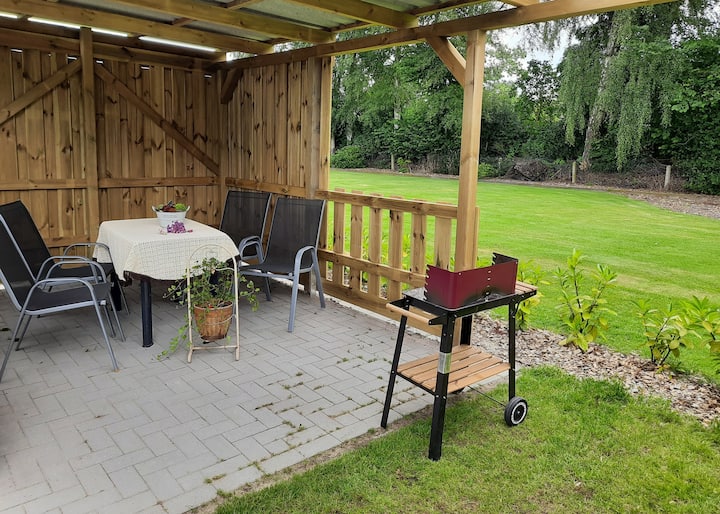 Große Gemütliche Oberwohnung Mit Sep. Terrasse - Friesoythe