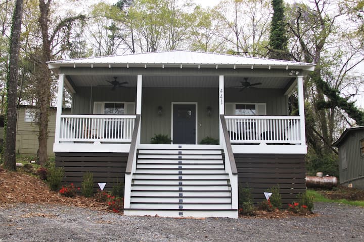 Lake Martin's The Nest - Lake Martin, AL