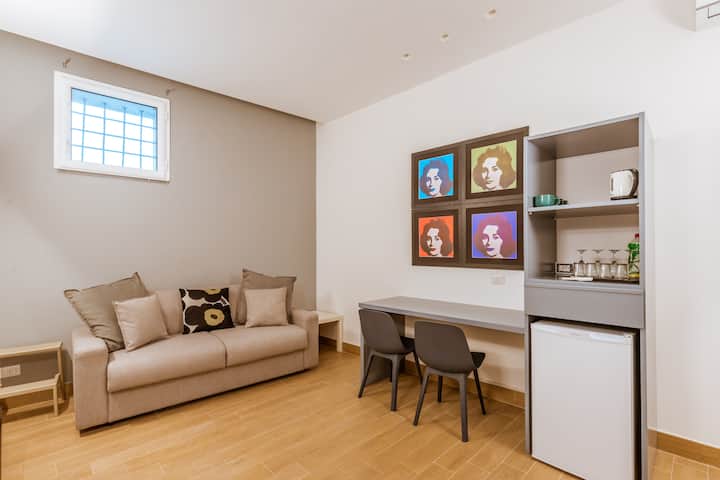 Brigitte Apartment | Piazza Bellini - Naples