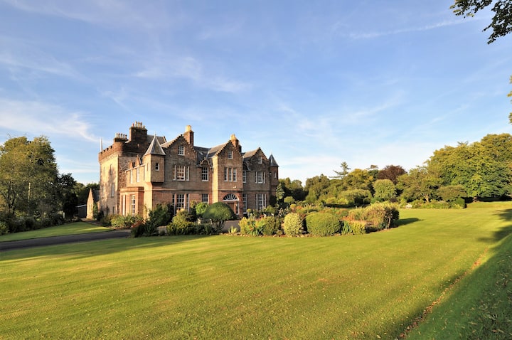 Carnell, Carnell Estate, Ayrshire - Kilmarnock