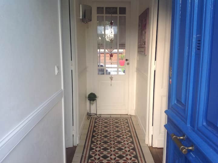 Chambre Cosy Calme Sdb Et Wc Privés Park Gratuit - Mérignac