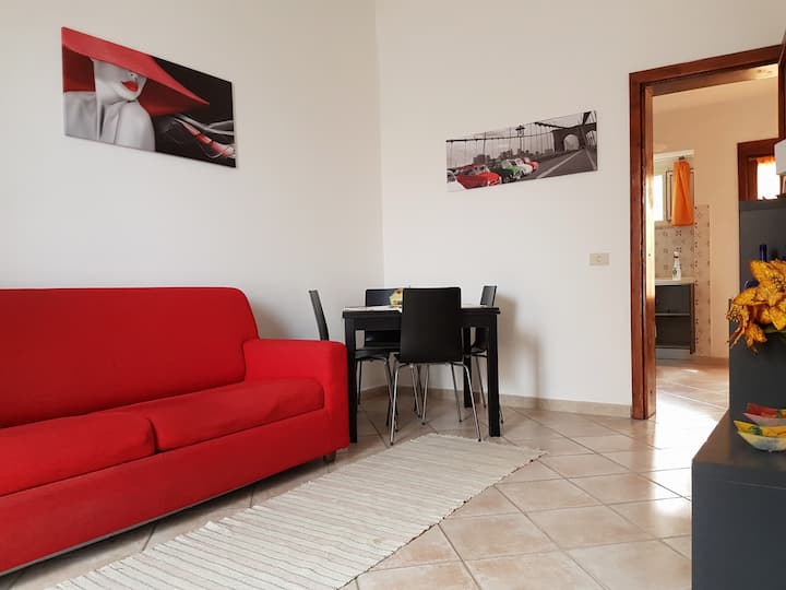 Accogliente Bilocale Con Cortile - La Maddalena