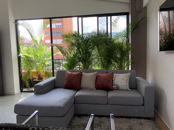Laureles: Amplio, Cómodo, Cerca Al Mall 6 Personas - Medellín