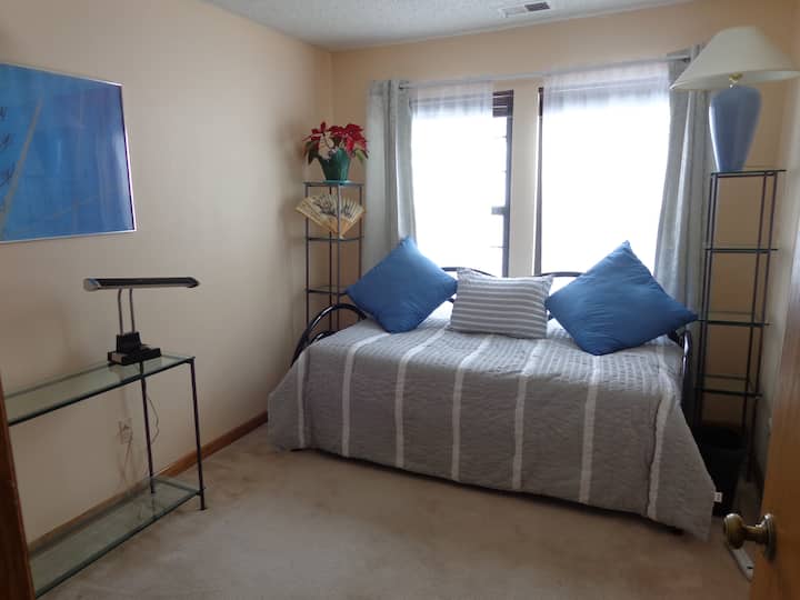 Clarity In The Foothills 2 - Boulder, CO