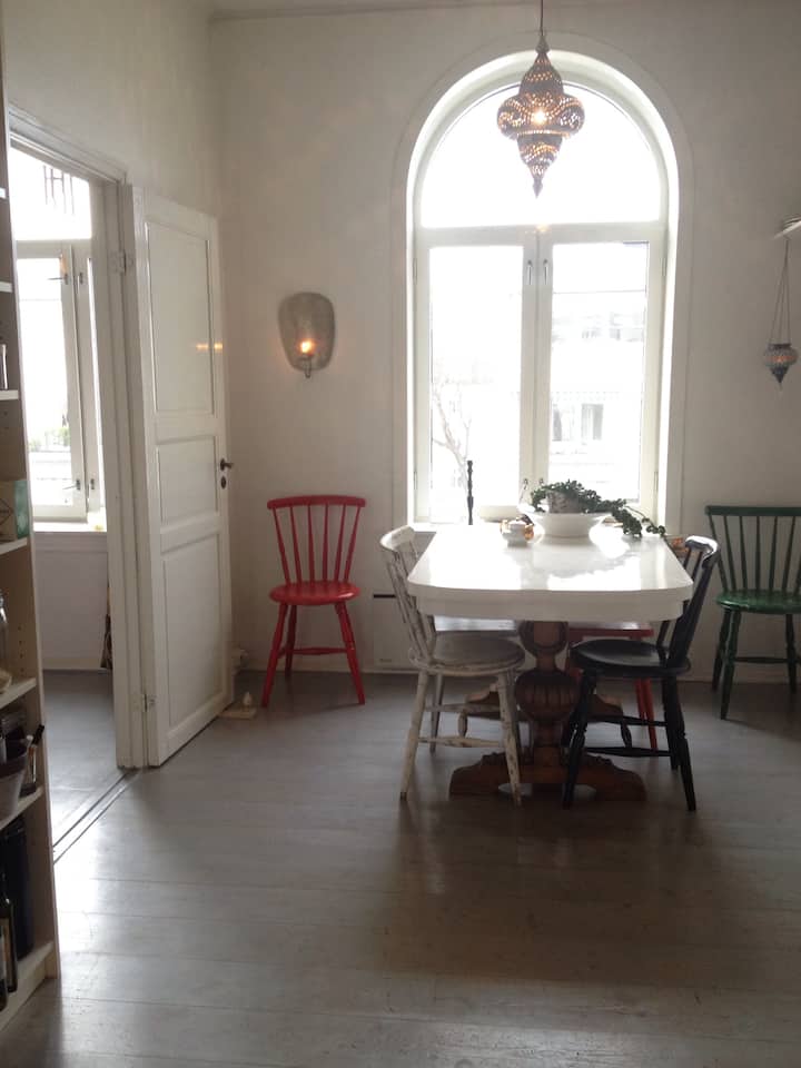 Charming Room With Balcony In Central Oslo - Oslo