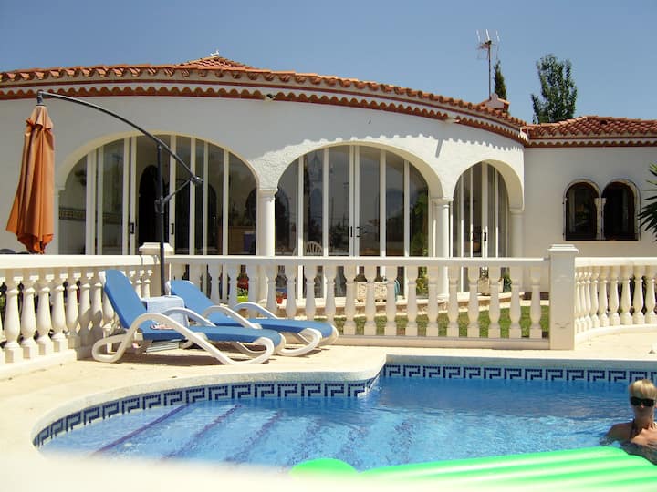 Ferienparadies Mit Pool Fur 6 Ev. 10 Personen - Mont-roig del Camp