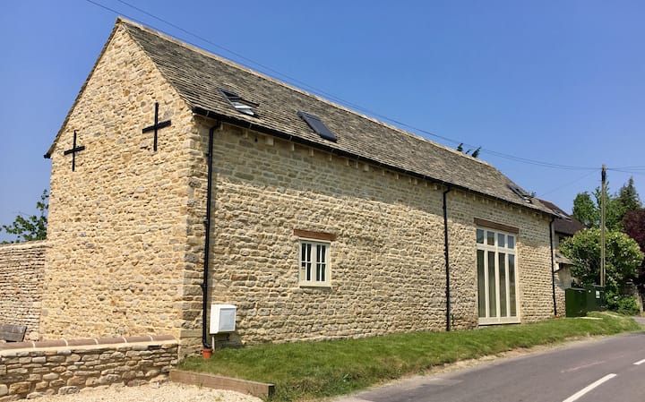 The Stables - Witney