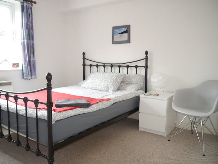 Double Ensuite In Caversham - Reading