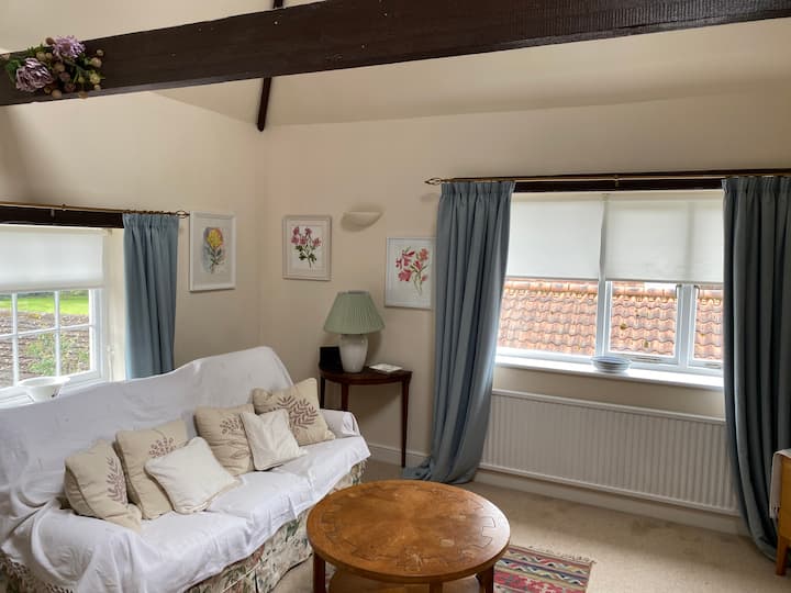 Kent Apartment (2 Bed) In Sandwich + Free Parking - Deal