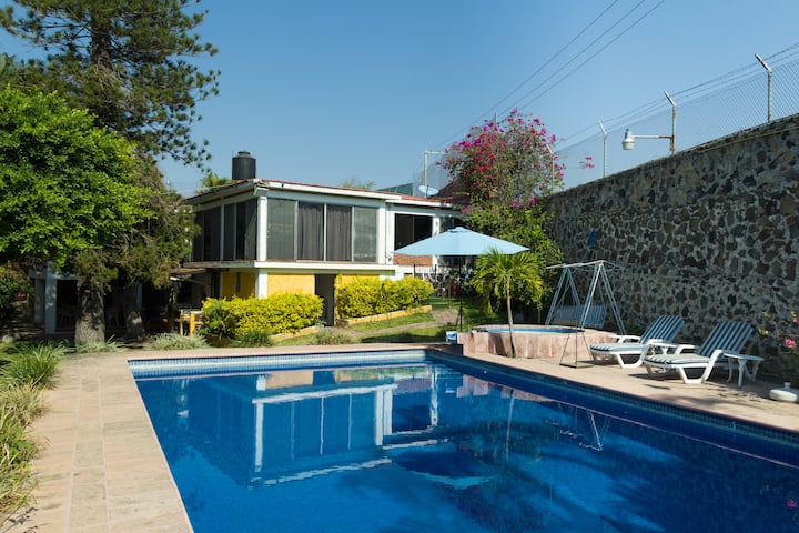 Amplia Casa Con Alberca, Jacuzzi, Raquet Y Asador! - Cocoyoc