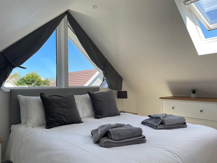 Luxury Modern Flat, Minutes From St. Ives - St Ives