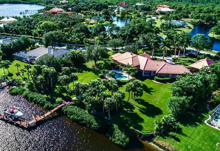 Gorgeous Gated Getaway - Stuart, FL