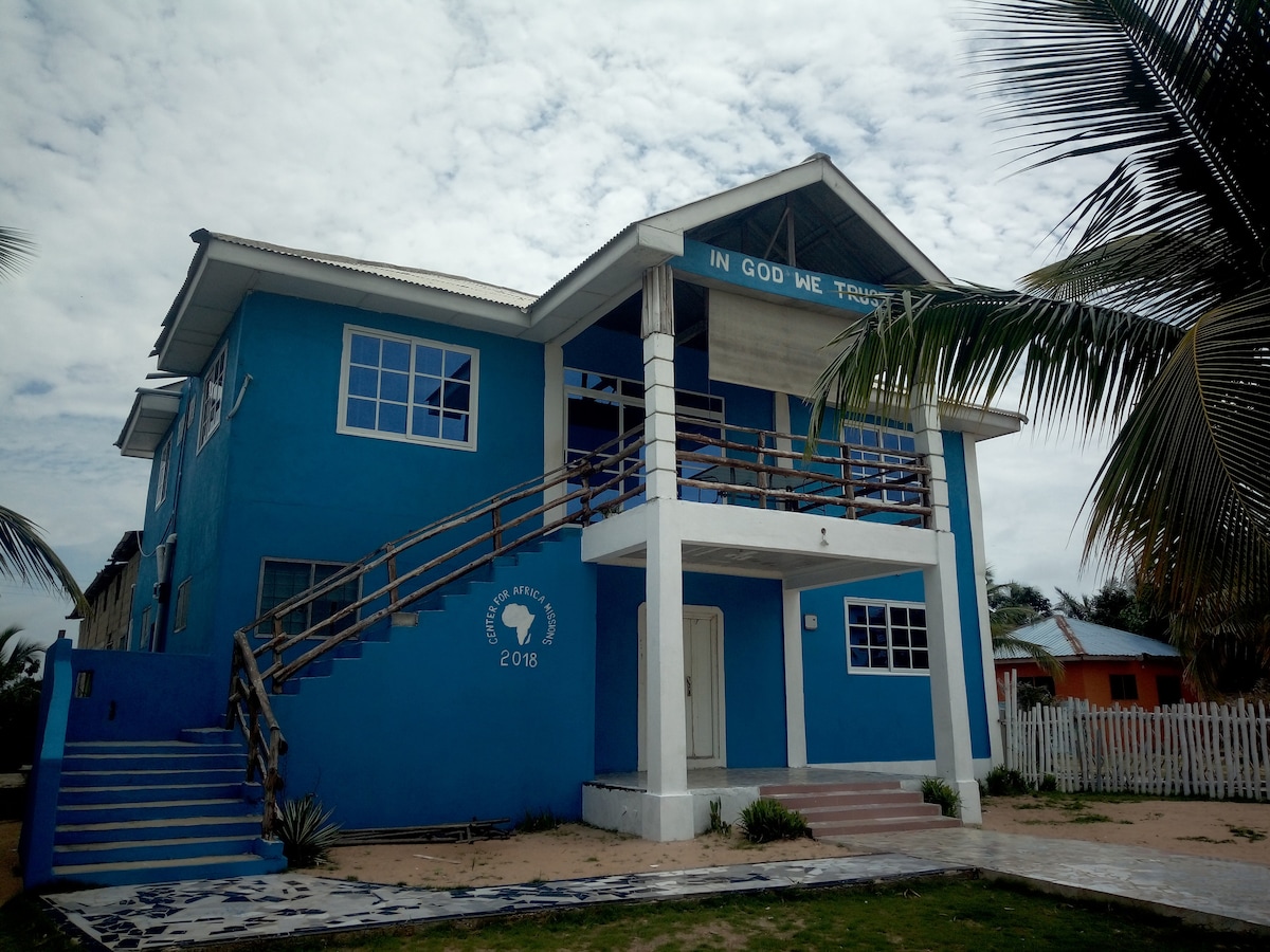 Lomé Beachfront Vacation Rentals - Maritime Region, Togo | Airbnb