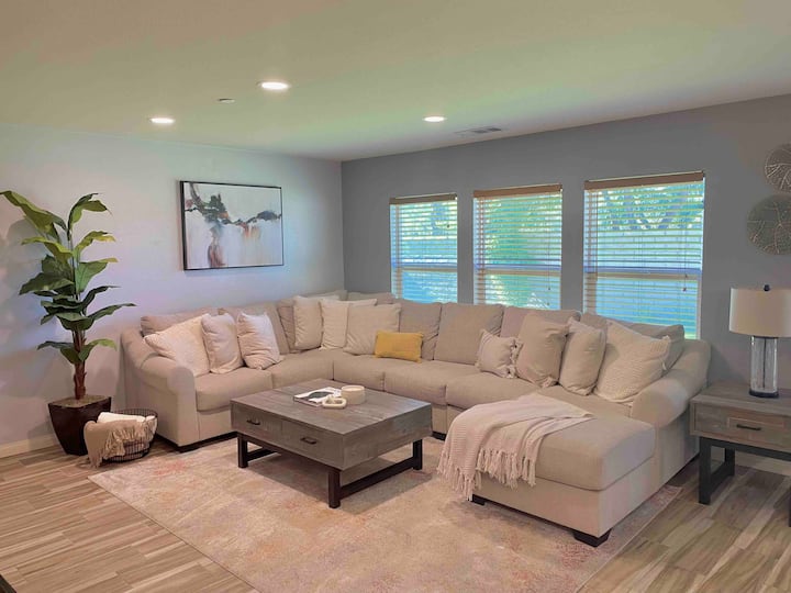 Coachella Residential Home Near Polo Ground Fest - Coachella, CA