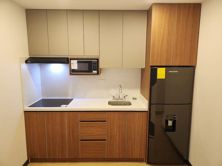 Departamento Nuevo 2 Dorm (1b) Parque De La Madre. - Cuenca