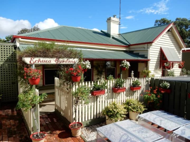 Echuca Gardens Cottage - Echuca