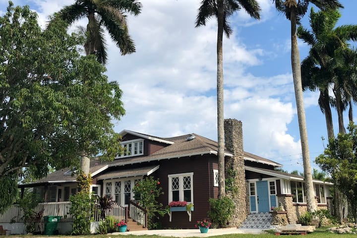 Welcome To Waltonhurst - Homestead, FL