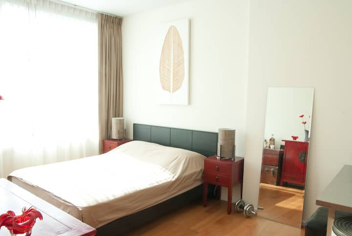 Asoke: Tasteful, Modern 1br Condo - Bangkok