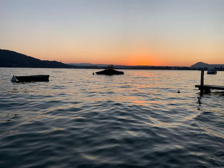 Havre De Paix Entre Ville Et Nature - Annecy
