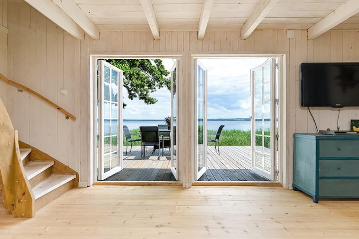 Sjöstugan Vid Ringsjöns Strand - Höör