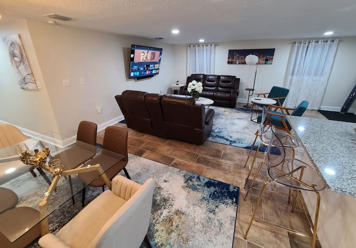 Endless Summer. Beautiful And Peaceful House - Tampa, FL