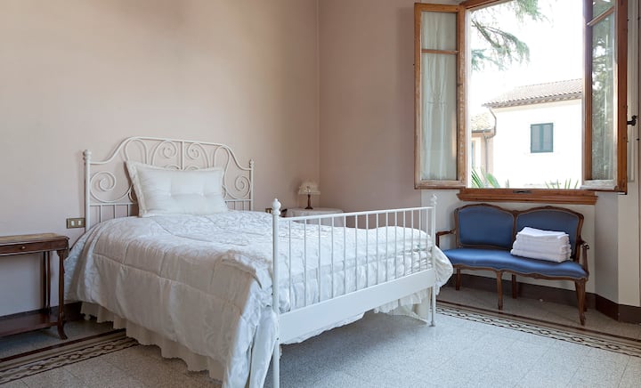 Cosetta Guesthouse - Spring Room - Certaldo