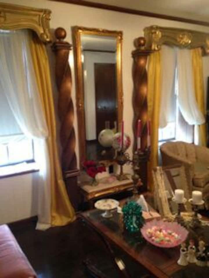 Washington Square-downtown Location - Vicksburg, MS