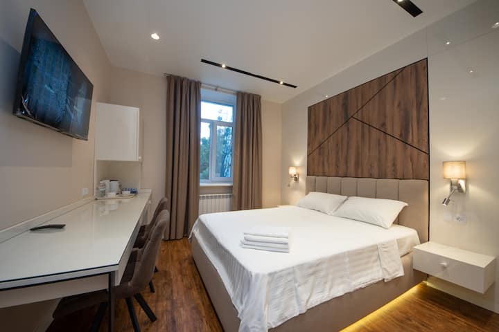 Apartment In Minimalism Style In Center Of Kiev - Kyiv
