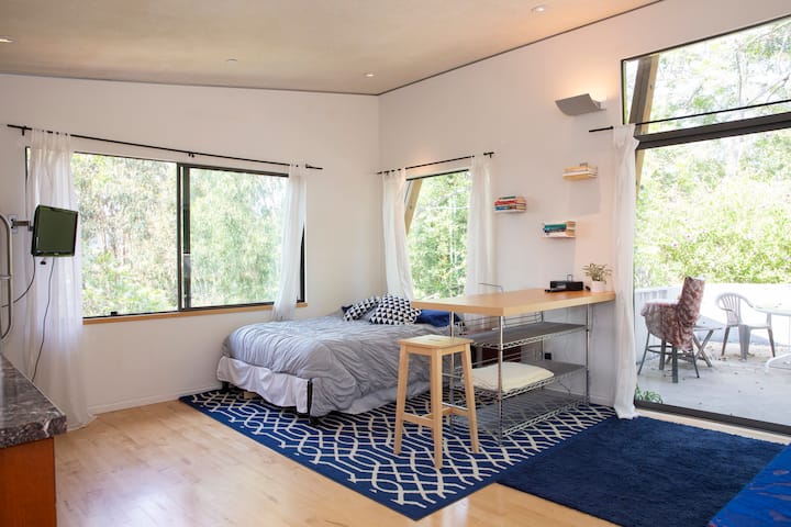 Magnificent Views, Oakland/ Montclair Hills - Oakland, CA