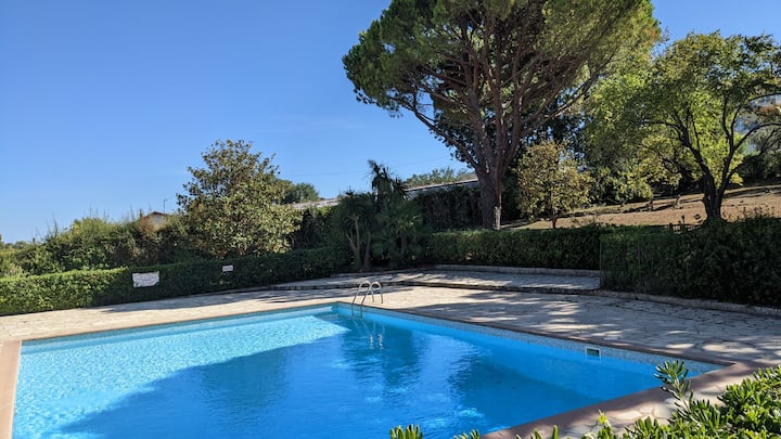 Hauteur D'antibes Charmant Studio Avec Piscine - Antibes