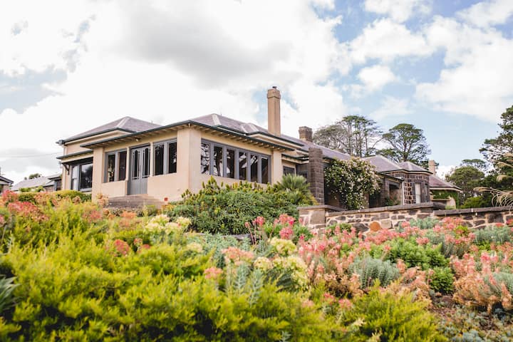 Historic Apartment Within Our Homestead - Beaufort