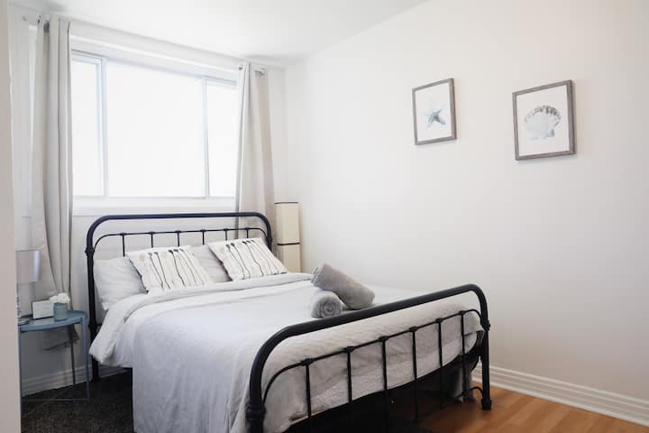 Entire 2-br Cozy Monthly Stay Green Line Near Dt - Montreal