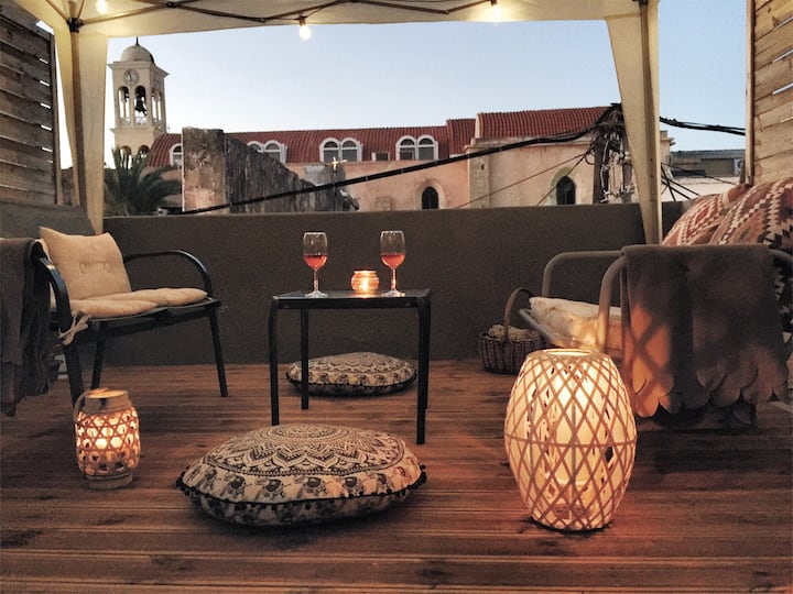 Apartment With Roof Terrace In The Old Town - La Canée