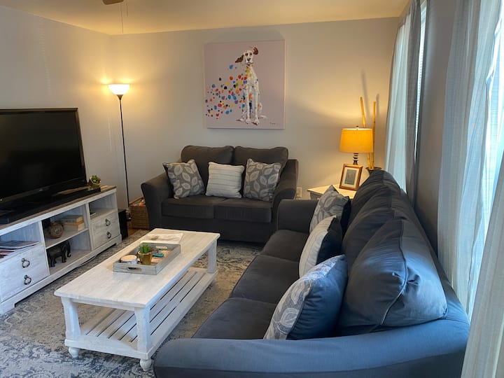 Spacious Church Hill Home Close To  Richmond City! - Richmond, VA