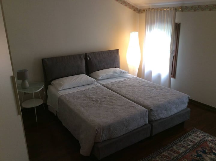 The Blue Room In Villa - Padua