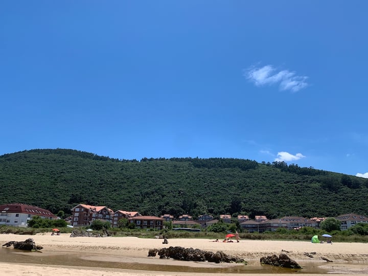 Helgueras, A Pie De Playa - Noja