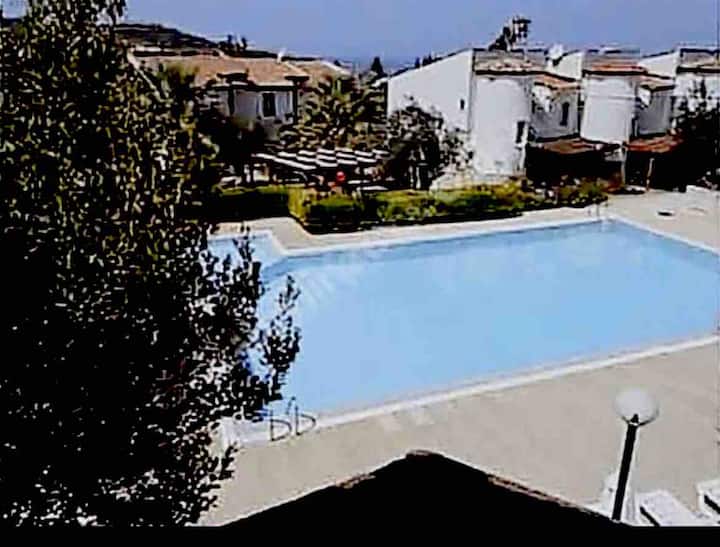 Site Içi Havuzlu Villa - Balıkesir