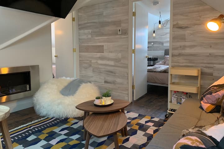 Lux Apres Ski Pad ~ Ski-in/out ~ On Main St. - Park City, UT