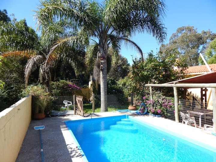 Casa De 3 Dormitorios Y 2 Baños, Piscina A 200 Mar - Sauce de Portezuelo