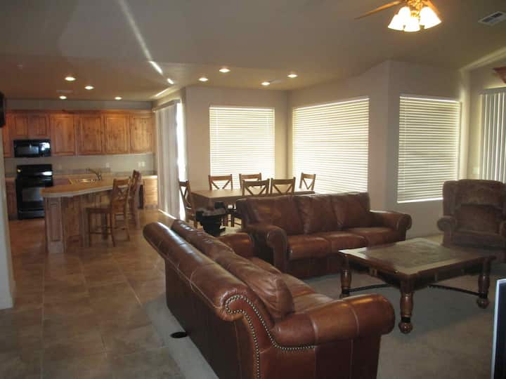 Beautiful Spacious St.george Condo Best In Area!!! - セントジョージ, UT