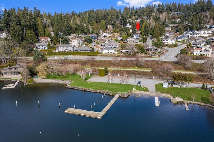 A Get Away Lake View House - Sammamish, WA